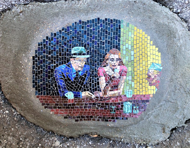 Meet the Man Making Art in Potholes | Engoo