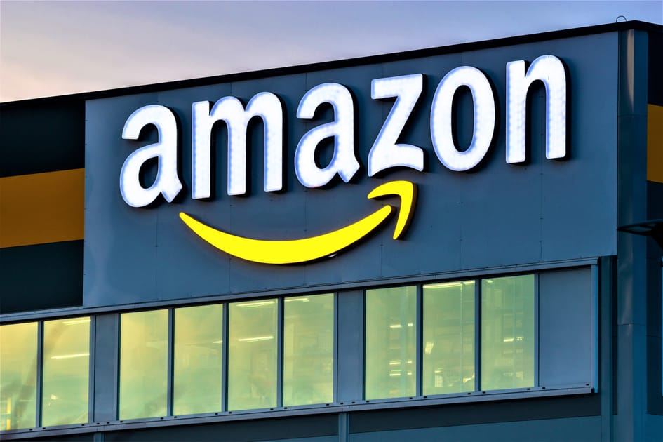 Amazon Offers To Pay College Tuition for 750,000 US Staff | Engoo