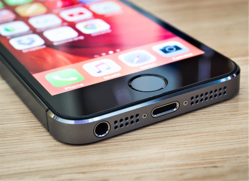 First iPhone with USB-C Port Sells for $86,000 | Engoo Daily News