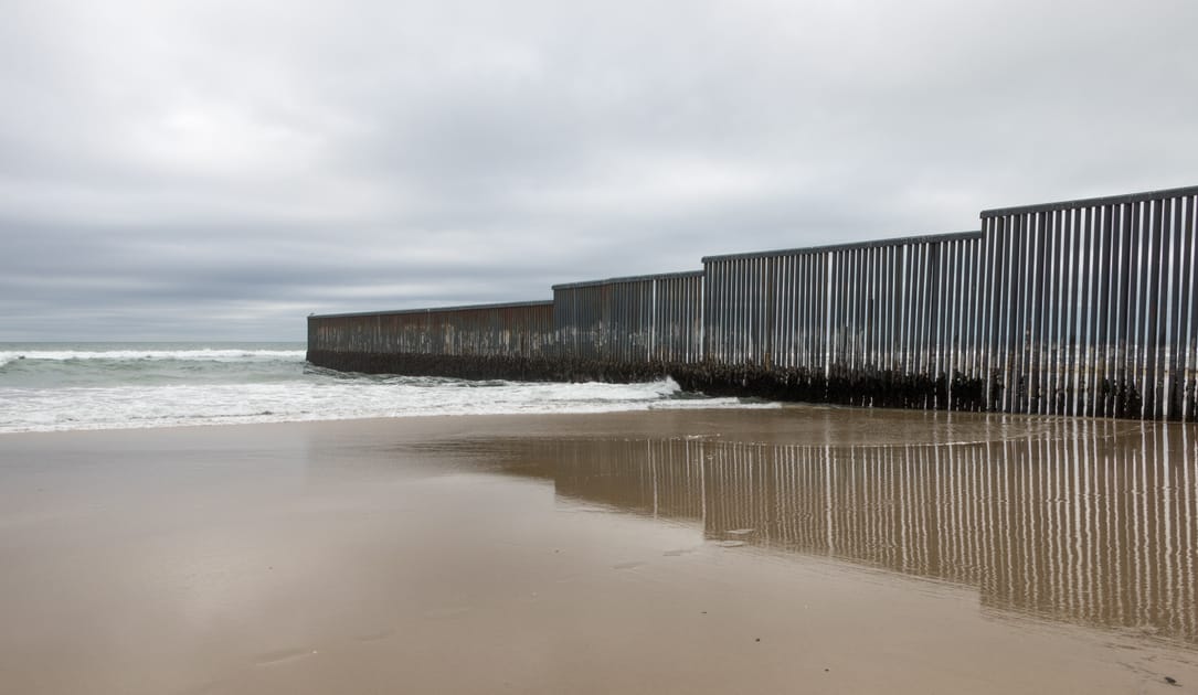 Mexico Says Will Not Pay for Trump’s Proposed Border Wall | Engoo 每日新聞