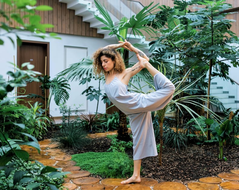 Ability to Balance on One Foot Linked to Longer Life | Engoo Daily News