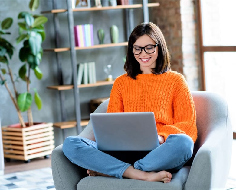 Chatbots Don't Judge: How AI Can Help Language Learners | Engoo 每日新闻