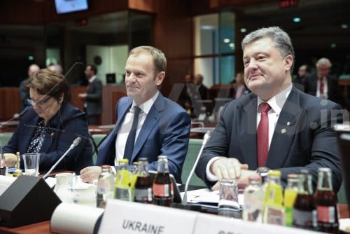 Ukraine, EU Sign Free Trade Agreement | Engoo デイリーニュース