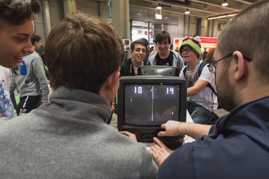 Pong: The Start of a Gaming Revolution | Engoo