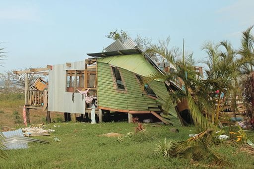 Deadly Cyclone Hits Fiji Causing Widespread Destruction | Engoo 每日新聞