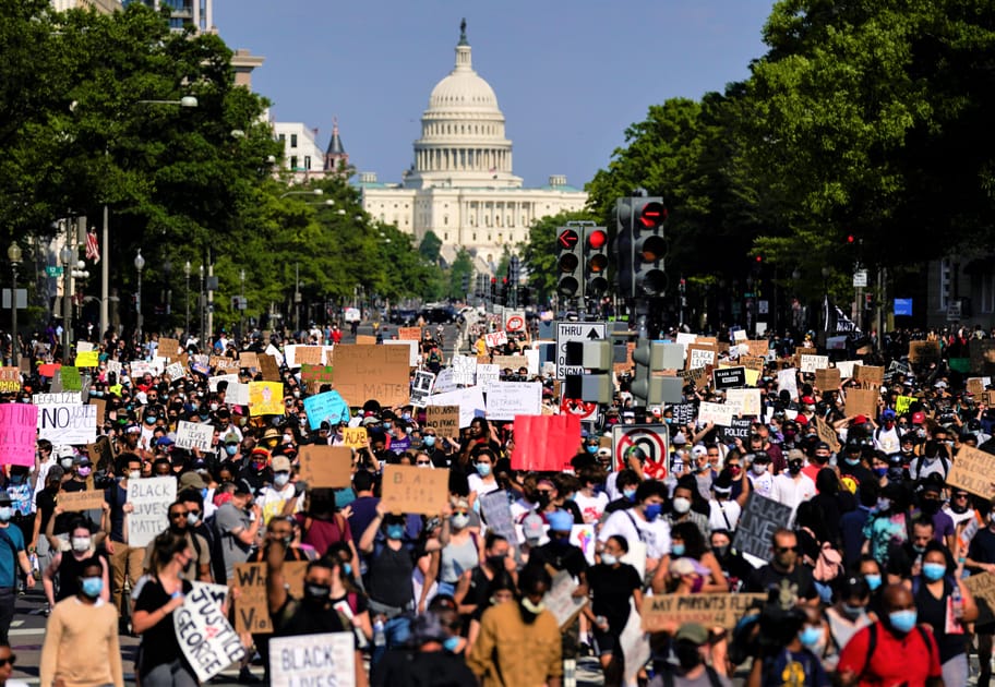 Black Lives Matter: Why Americans Are Protesting | Engoo Daily News