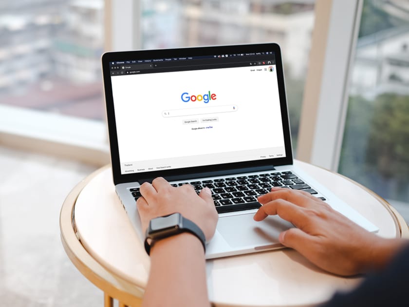 Google Faces Antitrust Trial Over Search Engine Dominance | Engoo 每日新聞