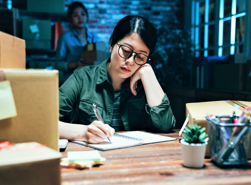 China Warns Companies Against '996' Work Culture | Engoo 每日新闻