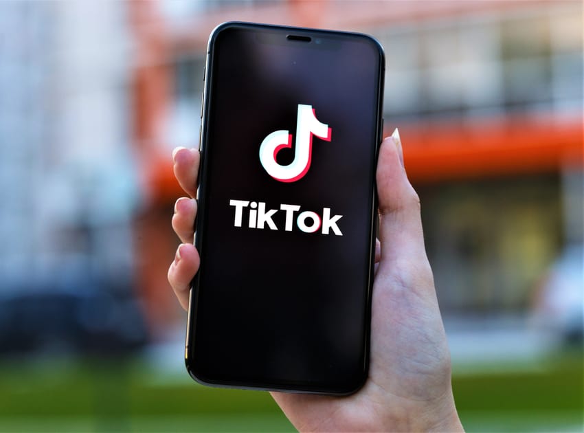 TikTok Named Most Popular Website of 2021 | Engoo Daily News