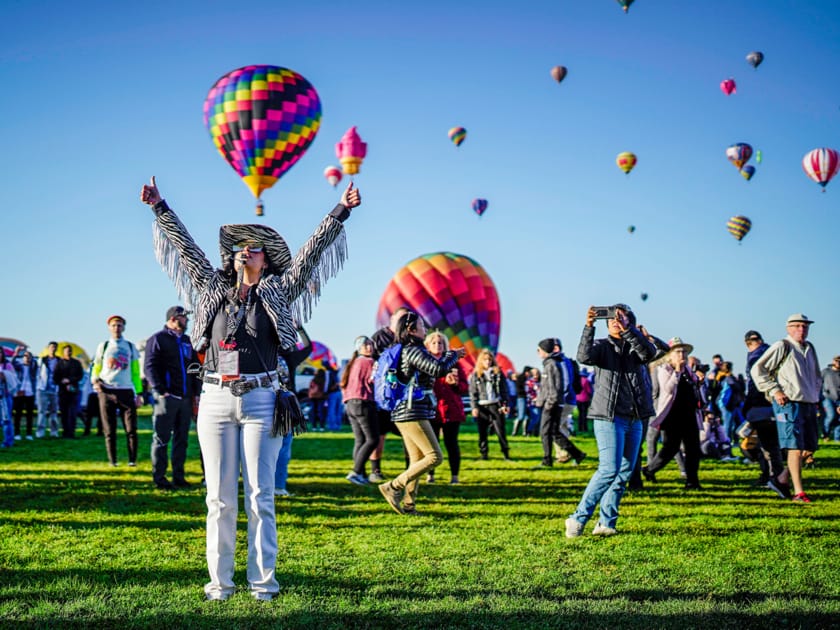 50th Hot Air Balloon Event Arrives in New Mexico | Engoo Daily News