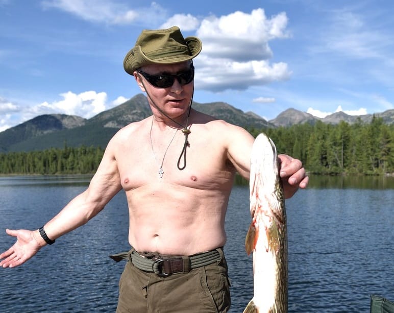 2019 Putin Calendar a Hit in Japan | Engoo Daily News