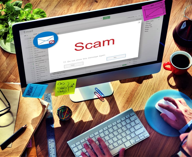 Student Gets Email Scammer to Send Him £25 | Engoo Daily News
