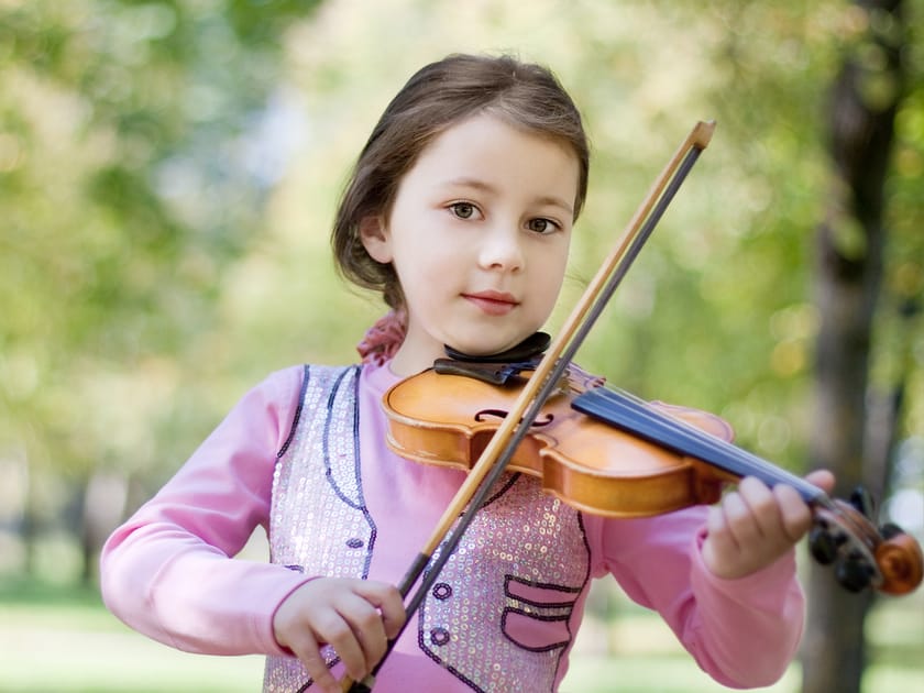 Music Brings Joy to Disadvantaged Children | Engoo 每日新聞