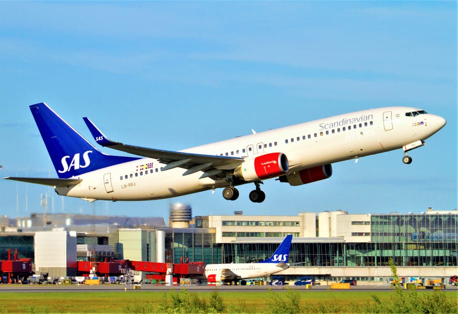 Scandinavian Airlines Stops Duty Free Sales to Cut Emissions | Engoo 每日新聞