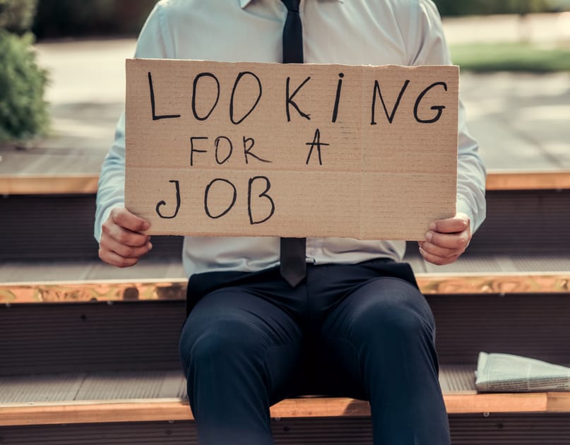 Arizona Man Gets Job by Handing Out Resume on Street | Engoo 每日新聞