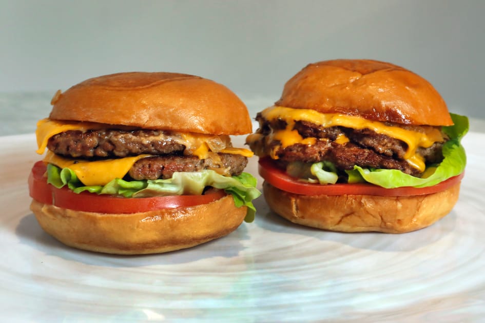 How New Plant-Based Burgers Compare to Beef | DMM英会話 デイリーニュース
