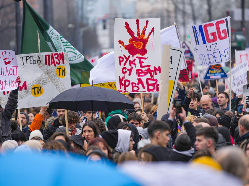 Serbian Students Block Key Road Amid Protests in Belgrade | Engoo 每日新聞