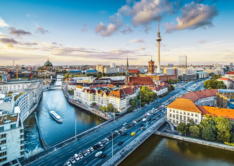 Berlin to Reward Green Tourist Behavior This Summer | Engoo Daily News