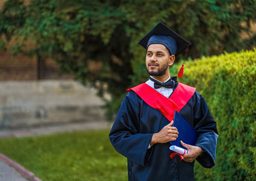 Degrees 'A Waste of Time,' Say Young Americans | Engoo Daily News