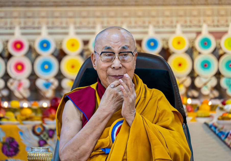 Dalai Lama Says He Will Have a Successor | Engoo Daily News