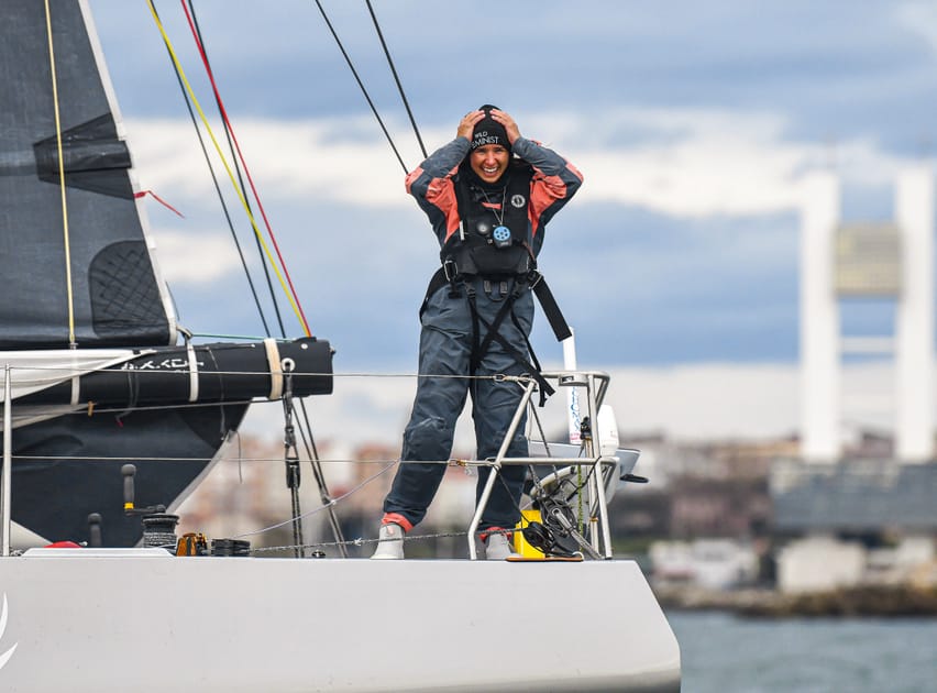 First American Woman Sails Nonstop Around World | Engoo Daily News