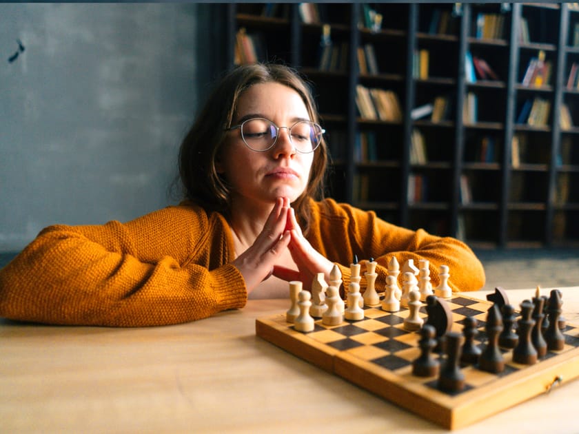 Thinking Longer Can Lead to Worse Decisions — Study | Engoo Daily News