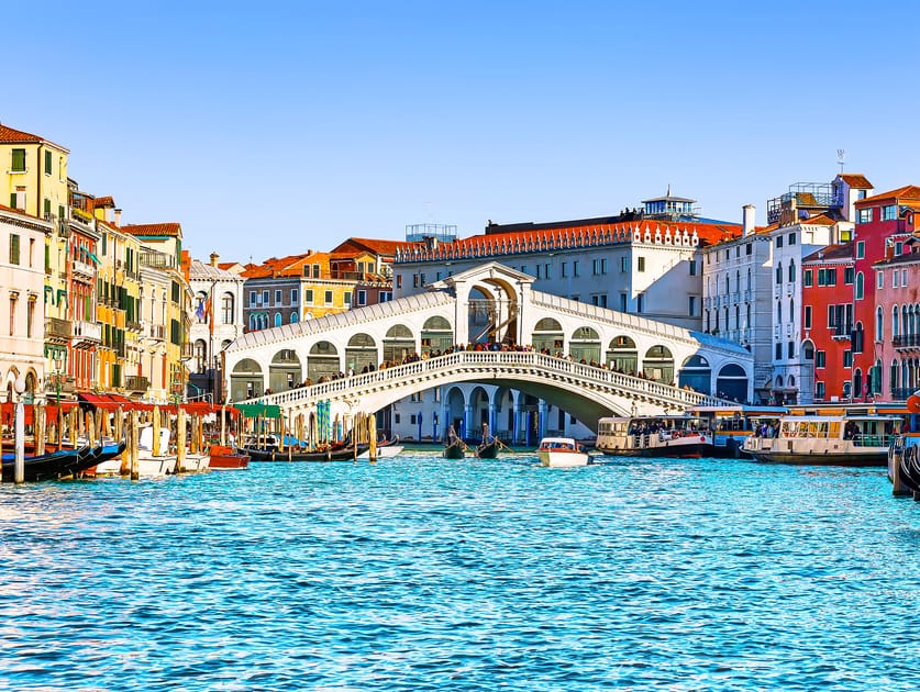 New, Tougher Rules for Italy's Airbnb Properties | Engoo Daily News