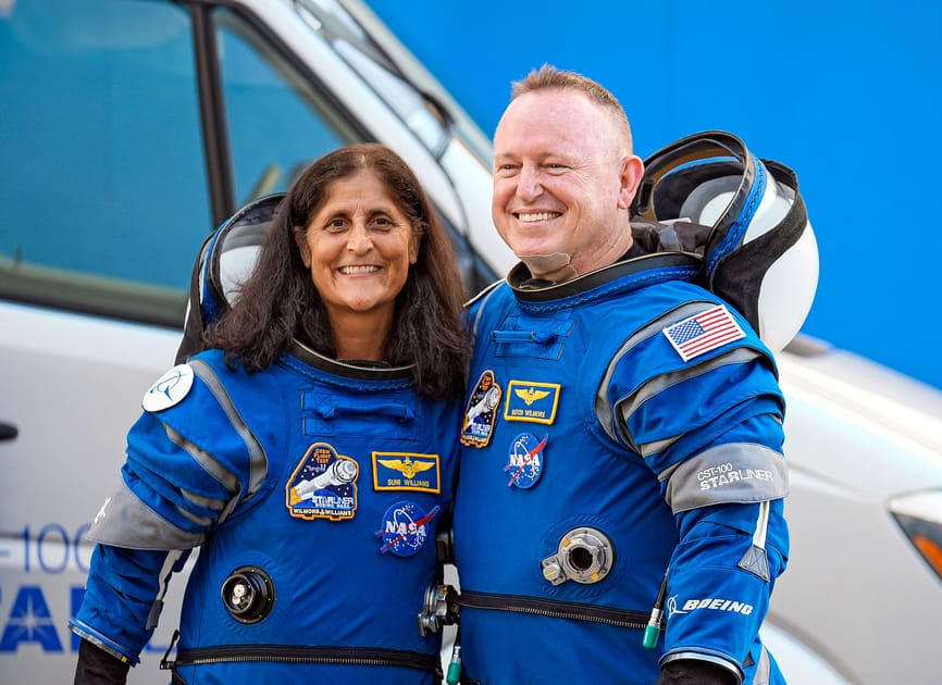 Astronauts Return to Earth After 9 Months in Space | Engoo 데일리뉴스