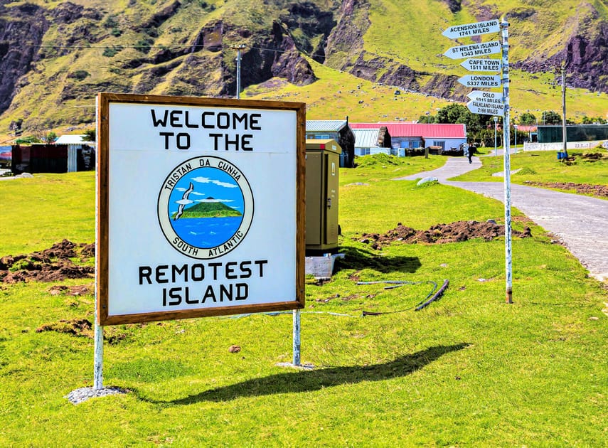 The World's Most Remote Inhabited Island | Engoo 데일리뉴스