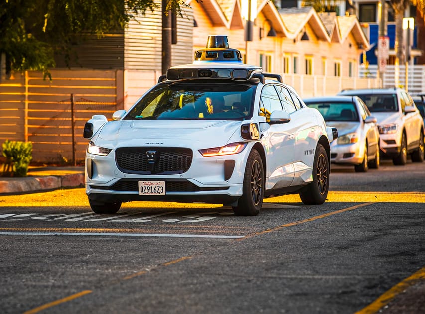 Waymo to Expand Self-Driving Taxi Service Outside US | Engoo Daily News