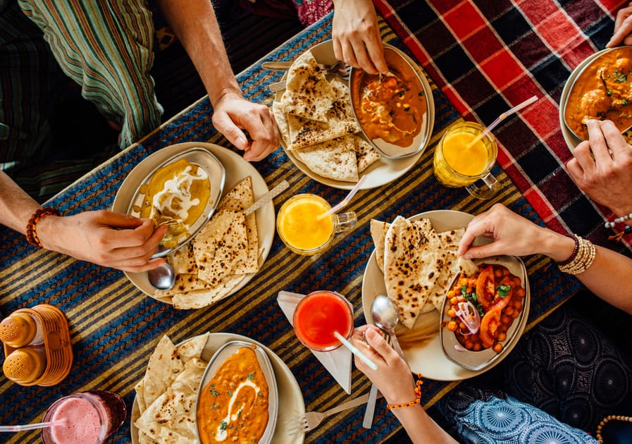 Global Table Manners: Eat Like a Local | Engoo Daily News