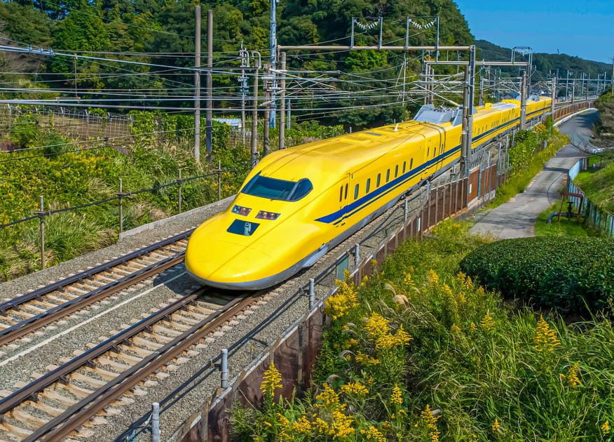 JR Tokai's 'Doctor Yellow' Retires, Leaving Just One More | Engoo Daily ...