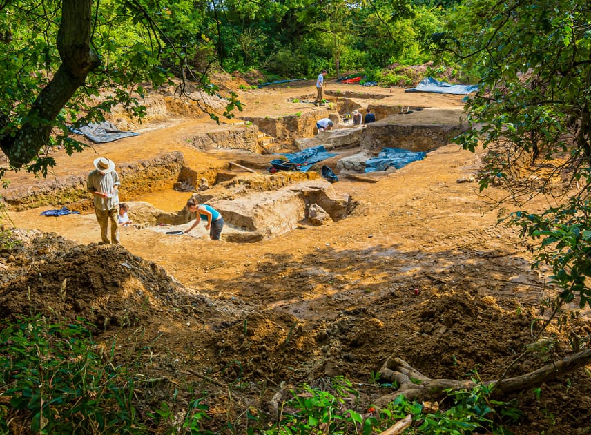 Humans Made Fire 350,000 Years Earlier Than Thought | Engoo 데일리뉴스