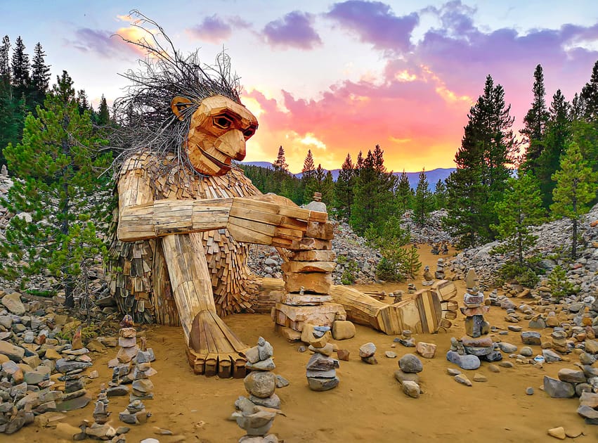 Trolls Made of Trash Teach Lessons About Nature | Engoo Daily News