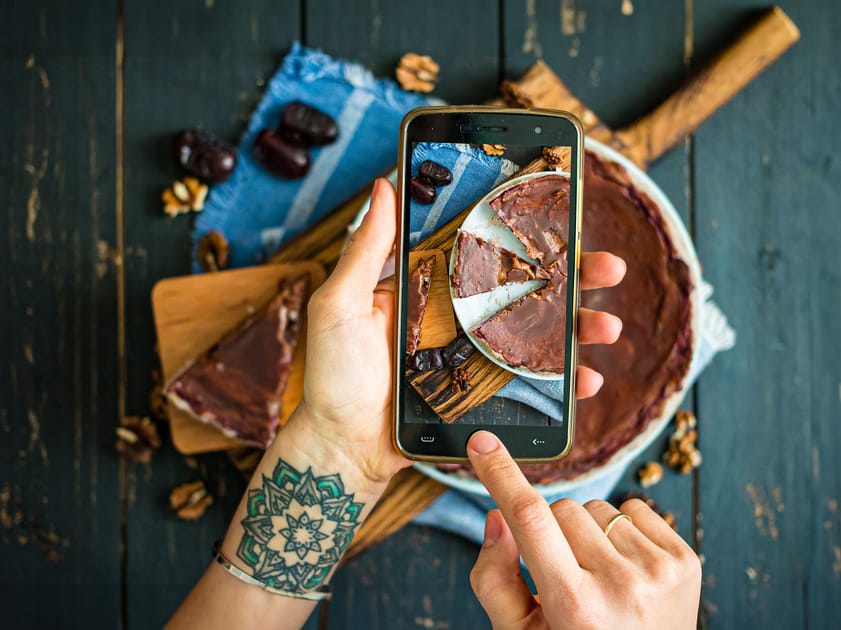 Is Social Media the World's New Recipe Book? | Engoo Daily News