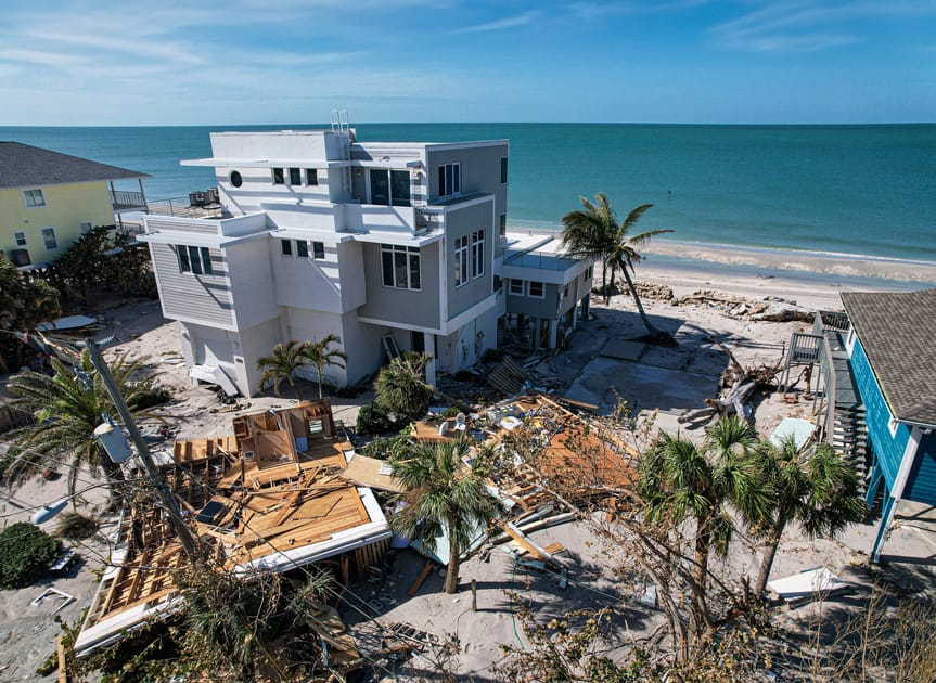 Florida Residents Rebuild After Two Fall Hurricanes | Engoo 每日新闻