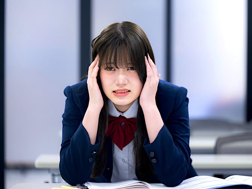Japanese Students Say Hair Rules Are Too Strict | Engoo Daily News