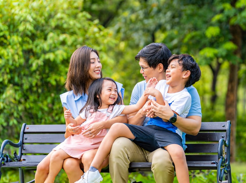 Having Multiple Children May Help Brain Health | Engoo Daily News