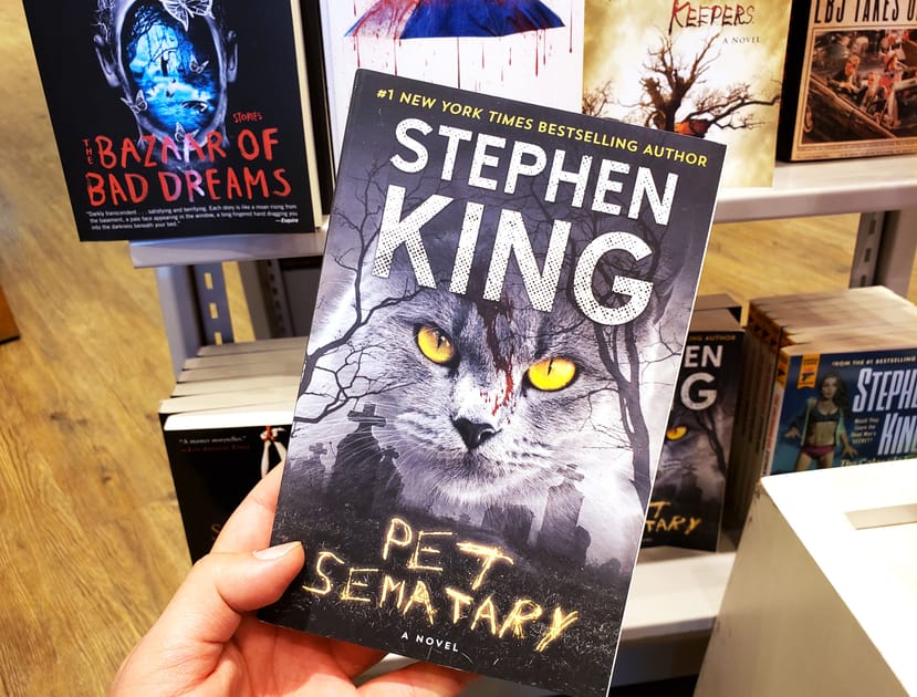 Books Stay Popular in Post-Pandemic Australia | Engoo Daily News