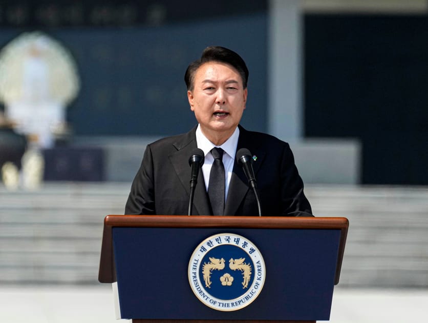 Activists Fly Propaganda Leaflets into North Korea | DMM英会話 デイリーニュース