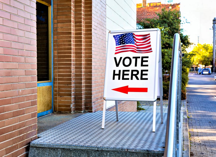 Standing, Running, Voting: The Language of Elections | Engoo 每日新闻