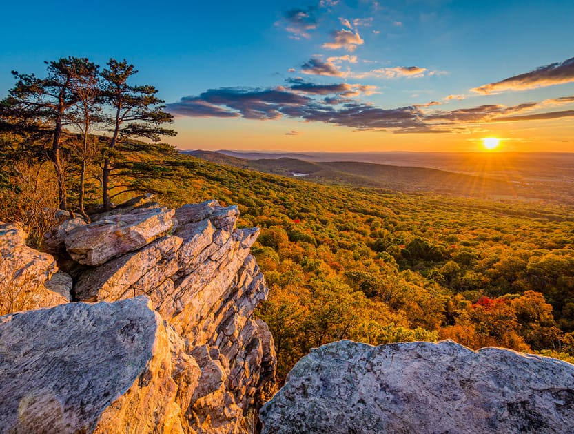 Hikers Take on Appalachian Ice Cream Challenge | Engoo Daily News