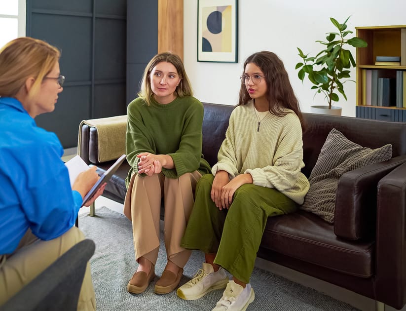 77% of Gen Z Bring Parents to Job Interviews | Engoo Daily News