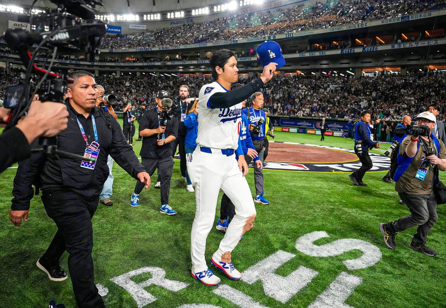 Japan Goes Wild as Baseball Star Ohtani Returns | DMM英会話 デイリーニュース