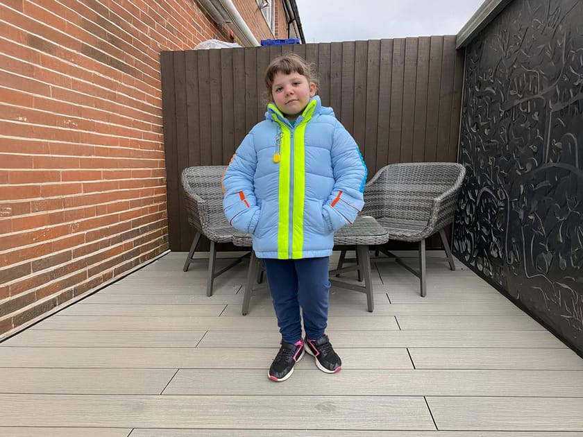 British Dad Designs Coat for Neurodiverse Kids | Engoo Daily News