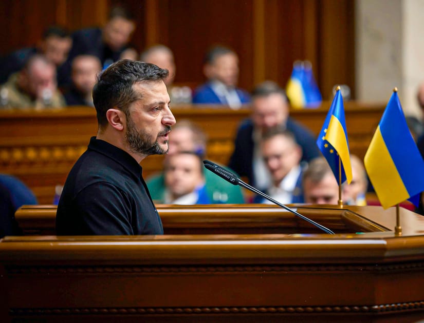 Zelenskyy Outlines 'Victory Plan' to Ukraine's Lawmakers | Engoo Daily News