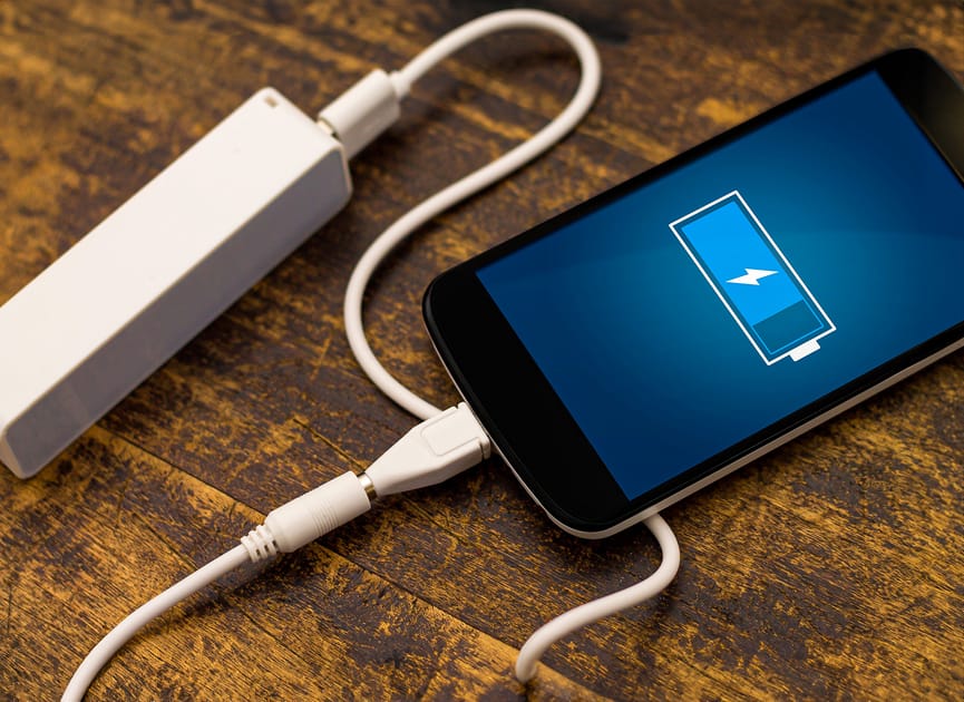 More Airlines Ban Power Banks on Flights | Engoo Daily News