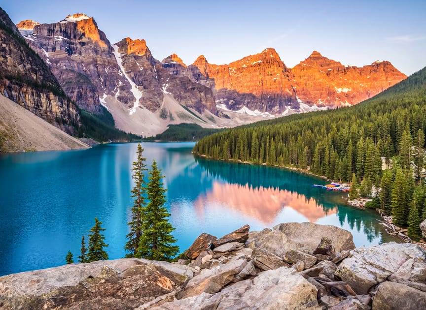 Exploring Canada: The Best of the Great White North | Engoo Daily News
