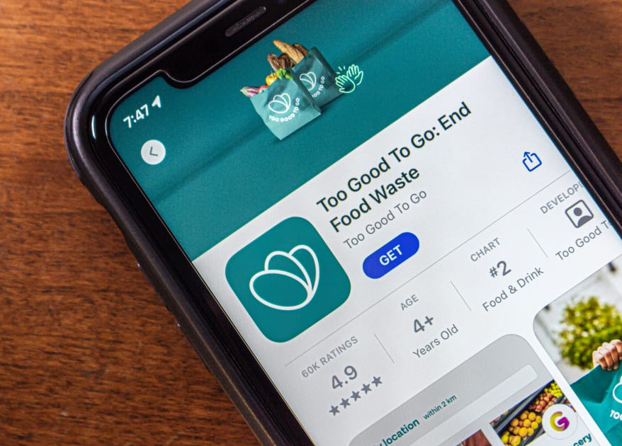 This App Saves Wasted Food — And Saves You Money! | Engoo Daily News