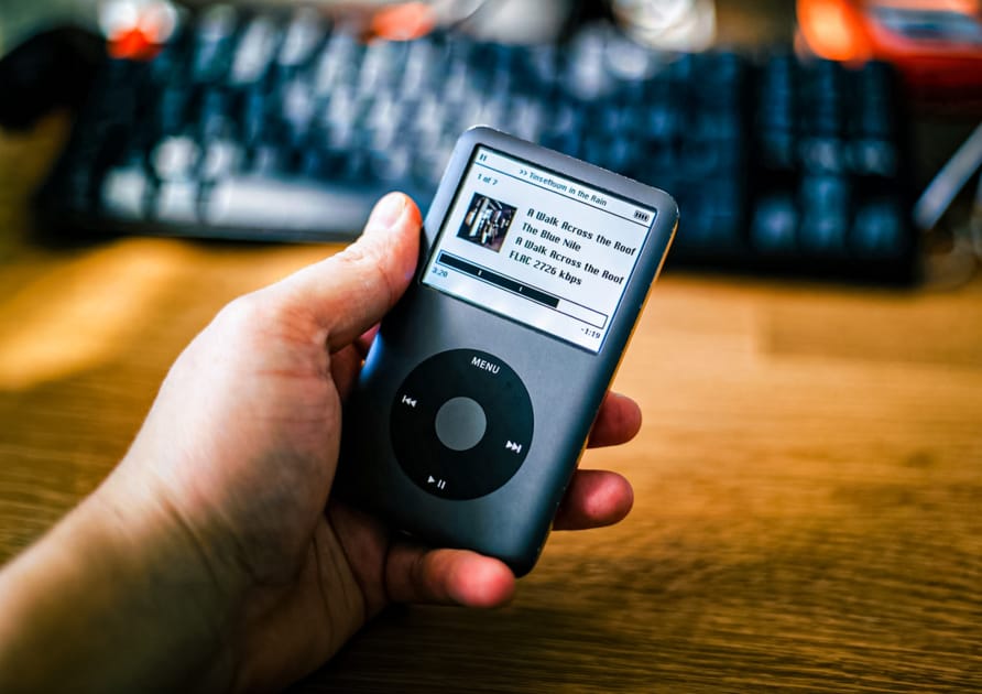 Why MP3 Players Are Making a Comeback | Engoo Daily News
